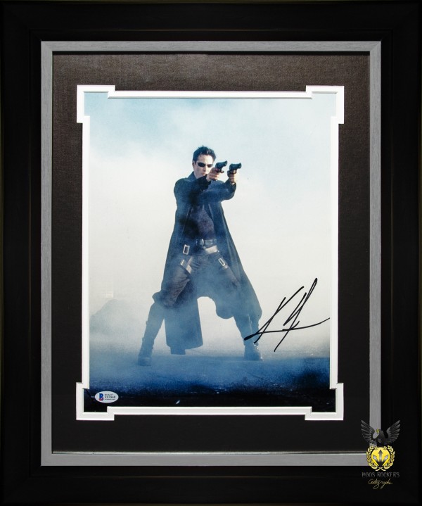 Keanu Reeves - Logos Rockers Autographs